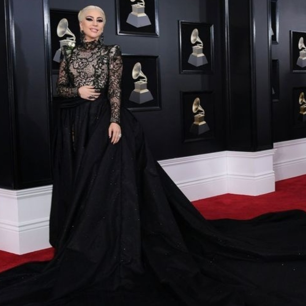 Best Red Carpet Looks From The 2018 Grammys - Harper's BAZAAR Malaysia